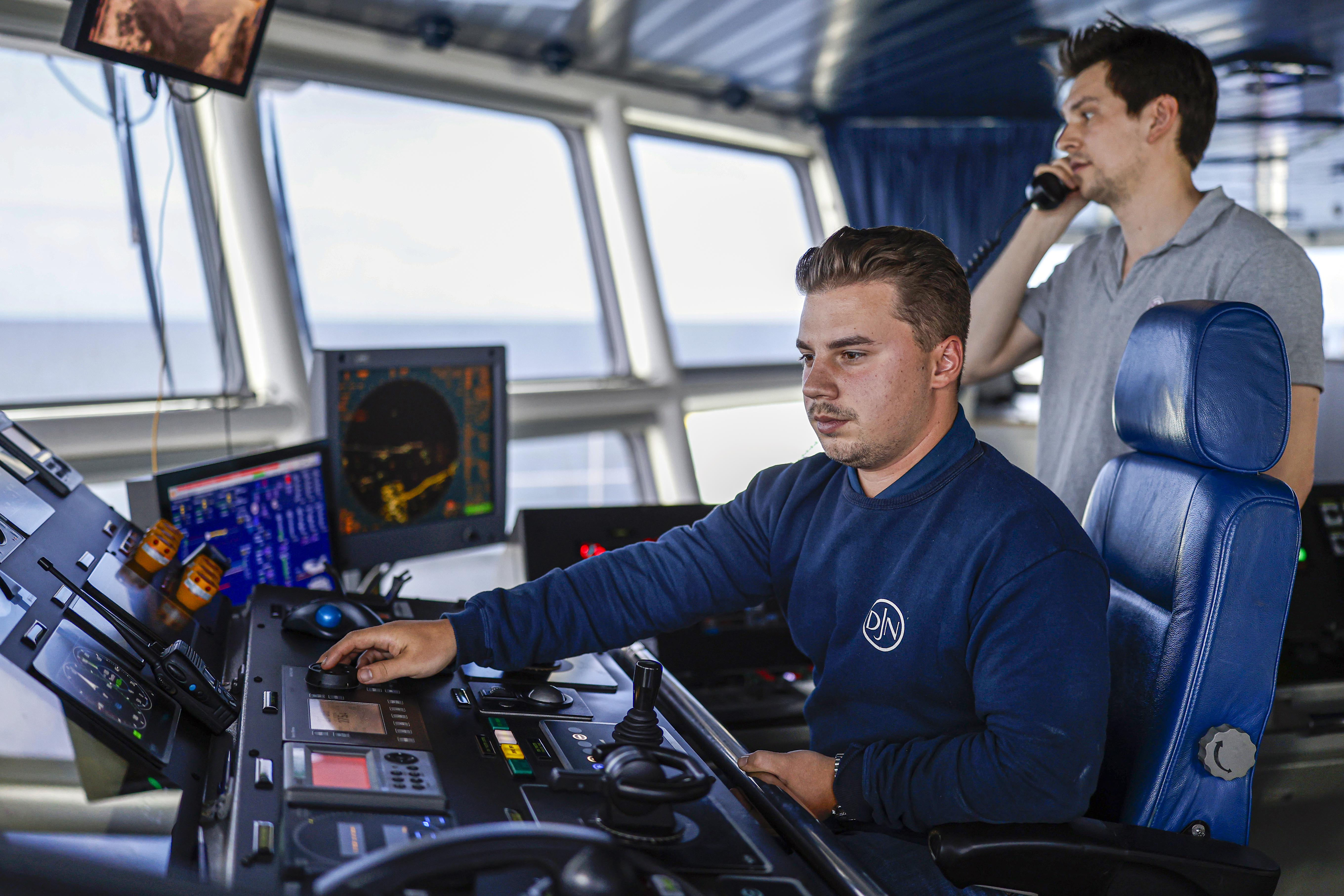 Jan De Nul | Oostende voor anker